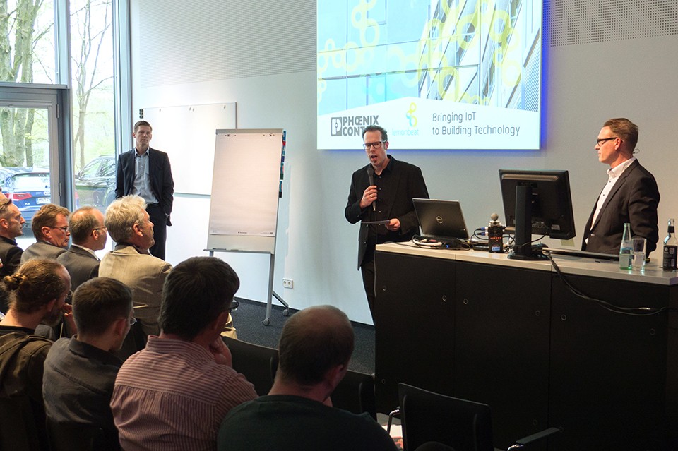 DIAL Openlab: Lemonbeat and Phoenix Contact talk about bringing IoT to ...